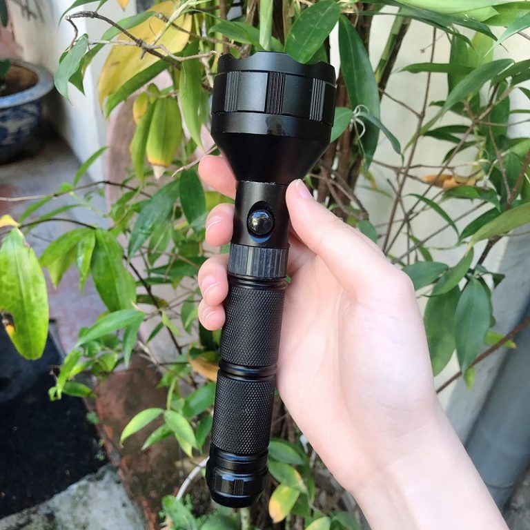 Đèn pin Mayor Wolf hàng chất lượng cao, đầu đủ mẫu mã, đèn siêu sáng