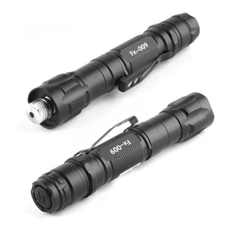 Đèn pin Lazer Fx 009 với kiếu dáng mạnh mẽ , khỏe khoắn.